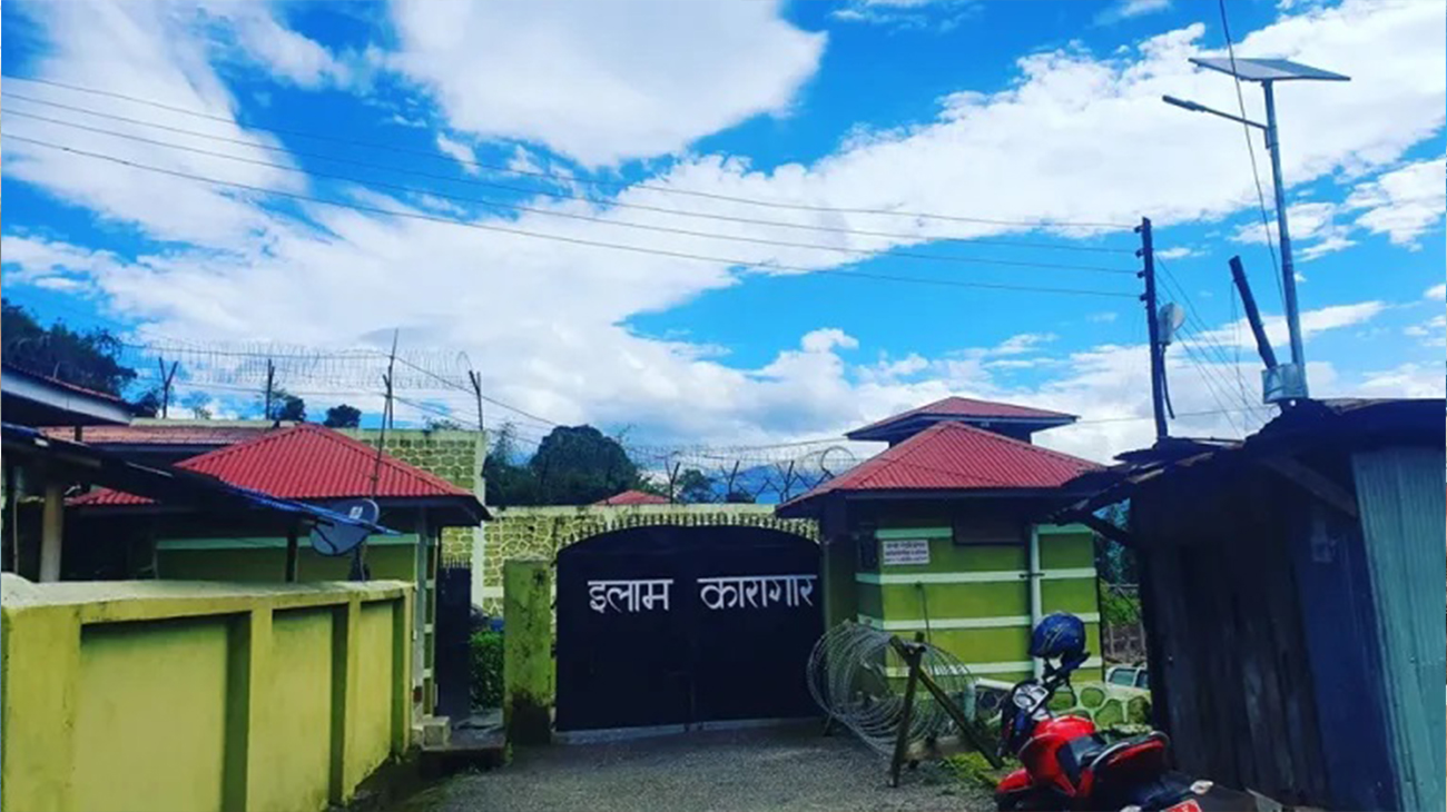 कारागारभित्र मदिरा खाएर जुवातास खेलेको भिडियो बाहरिएपछि छानबिन शुरू ...