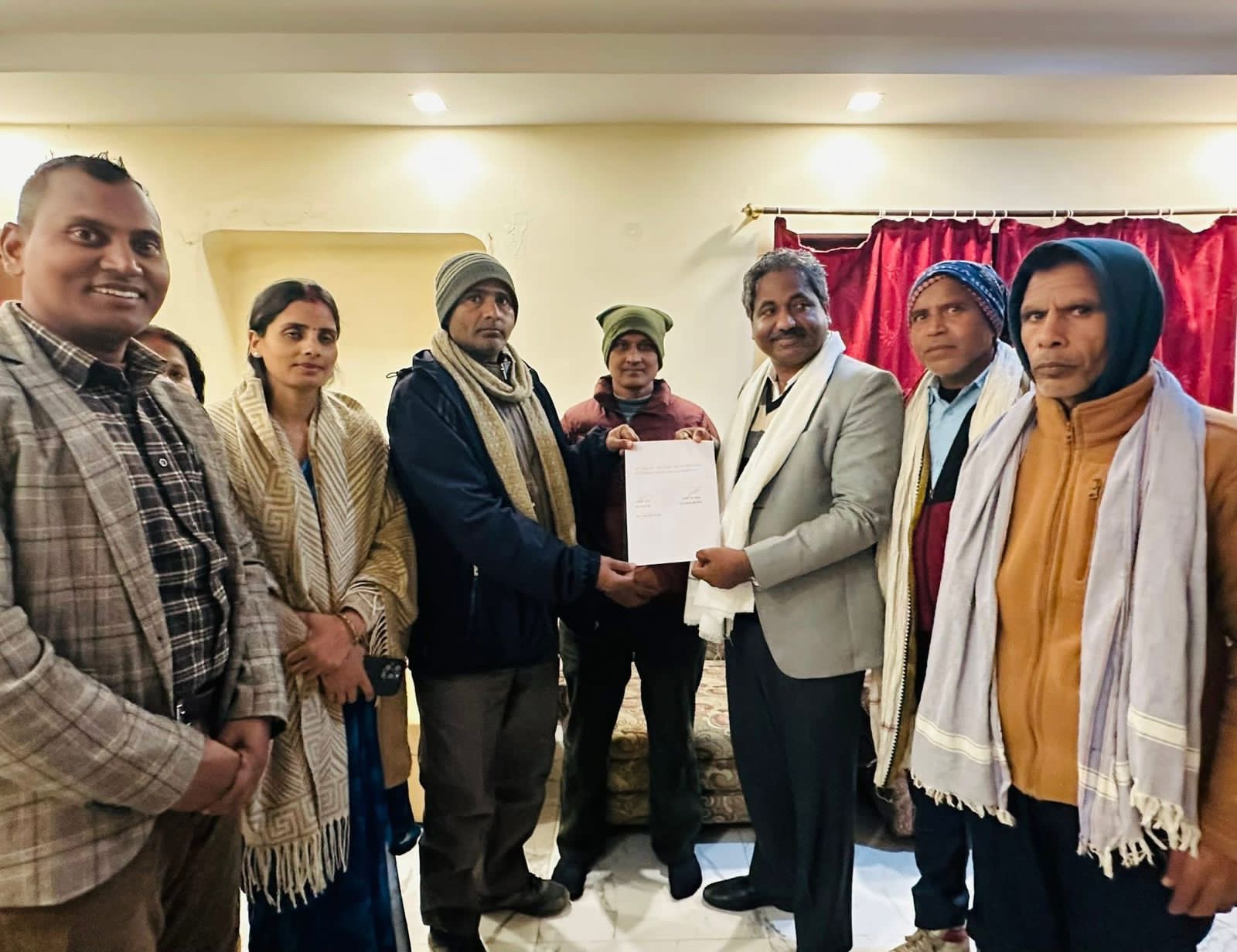 महतो नेतृत्वको सदभावना र गद्दी नेतृत्वको जन अधिकार पार्टीसंग प्रभु ...
