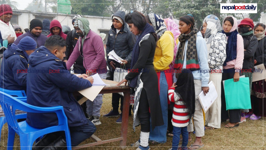 मागभन्दा दोब्बर आवेदनः पर्सामा निर्वाचन प्रहरी बन्न युवाको ठूलो आकर्षण ...